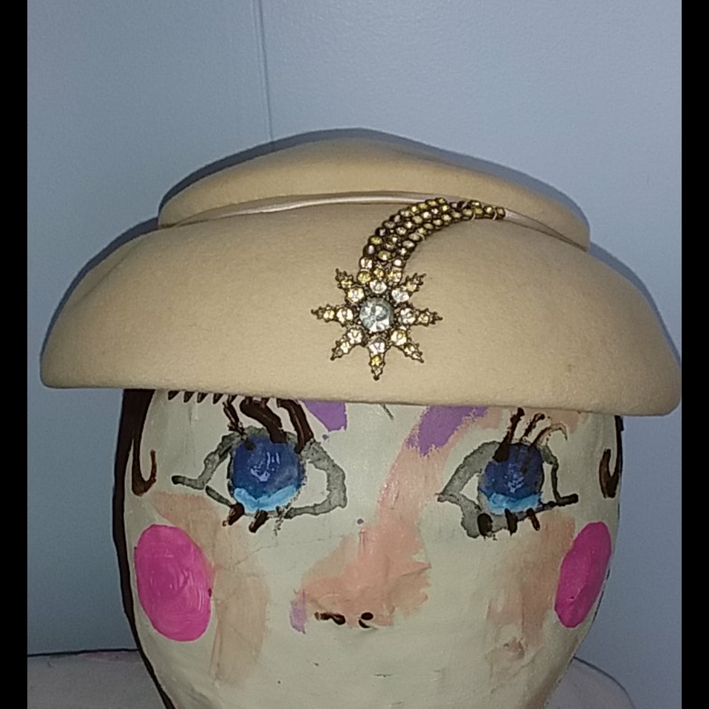 Vintage Felt Shooting Star Hat - Gem